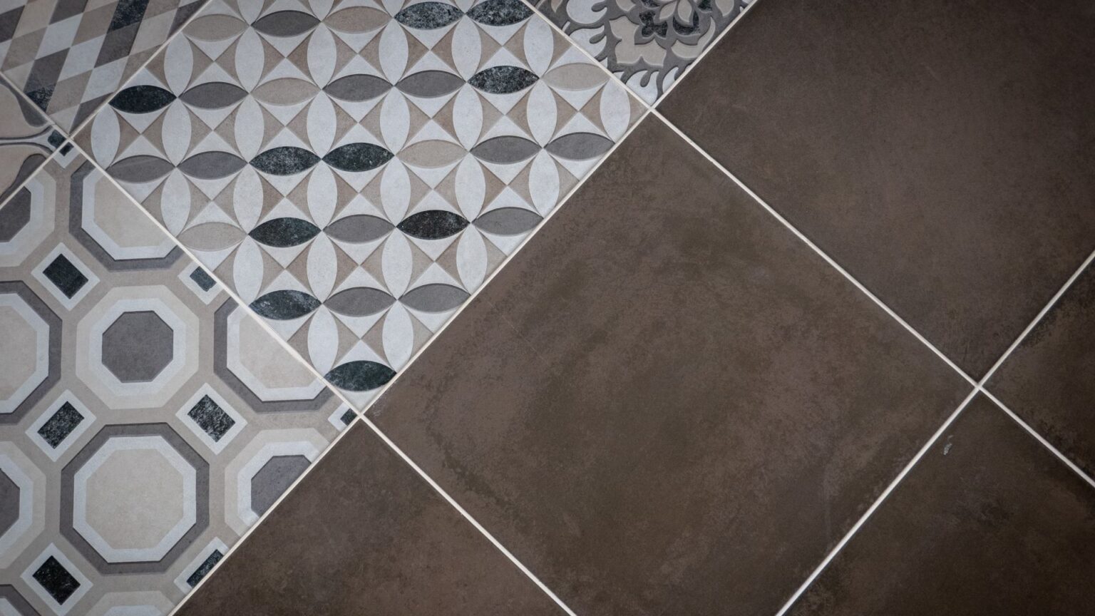 11 Tile-to-Tile Floor Transition Ideas and Tips